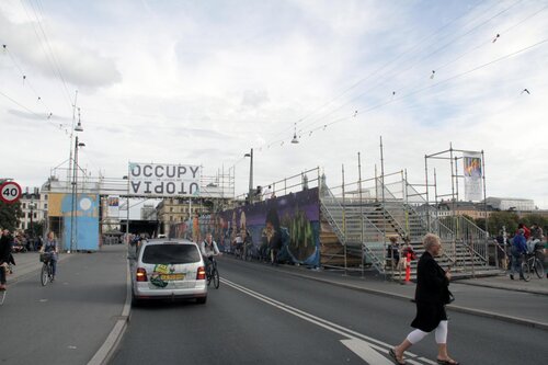 Sanduq El-Dunia Cairo Wall - Gibson International